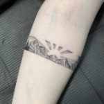 Tatuaż armband – znaczenie, symbolika, 100 zdjęć