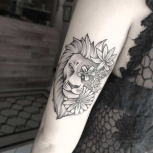 Tatuaż lew – znaczenie, historia, 50 zdjęć